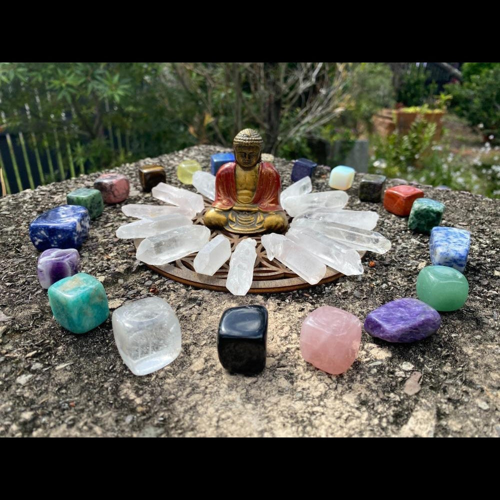 33-Piece Tumbled Stone & Quartz Shard Kit – Mama Gaia's Crystal Emporium